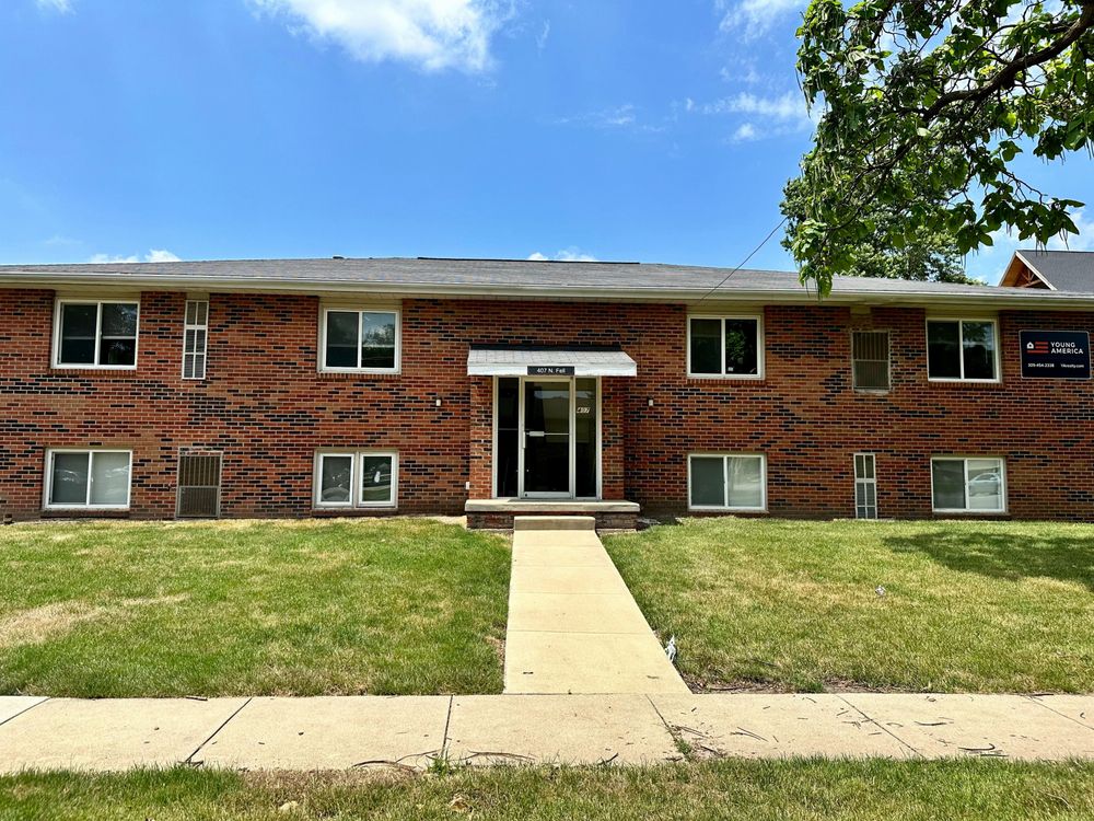407 N. Fell, Normal, IL | 2 Bedroom